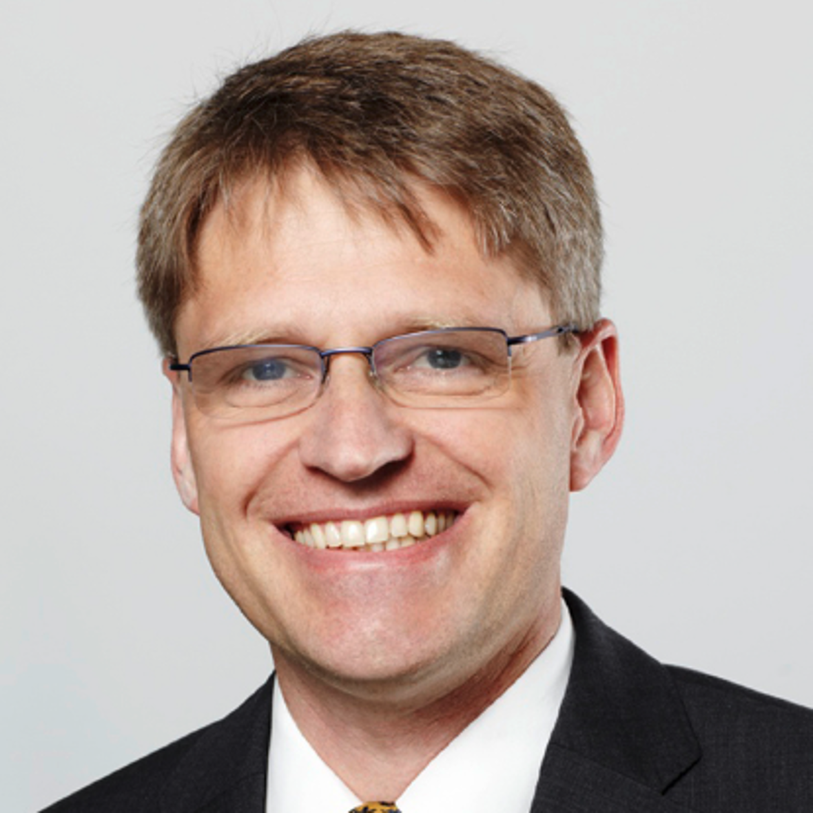 Prof. Dr. Thomas Walther – Fachbereich Physik – TU Darmstadt Prof. Dr. Thomas Walther – Fachbereich Physik – TU Darmstadt